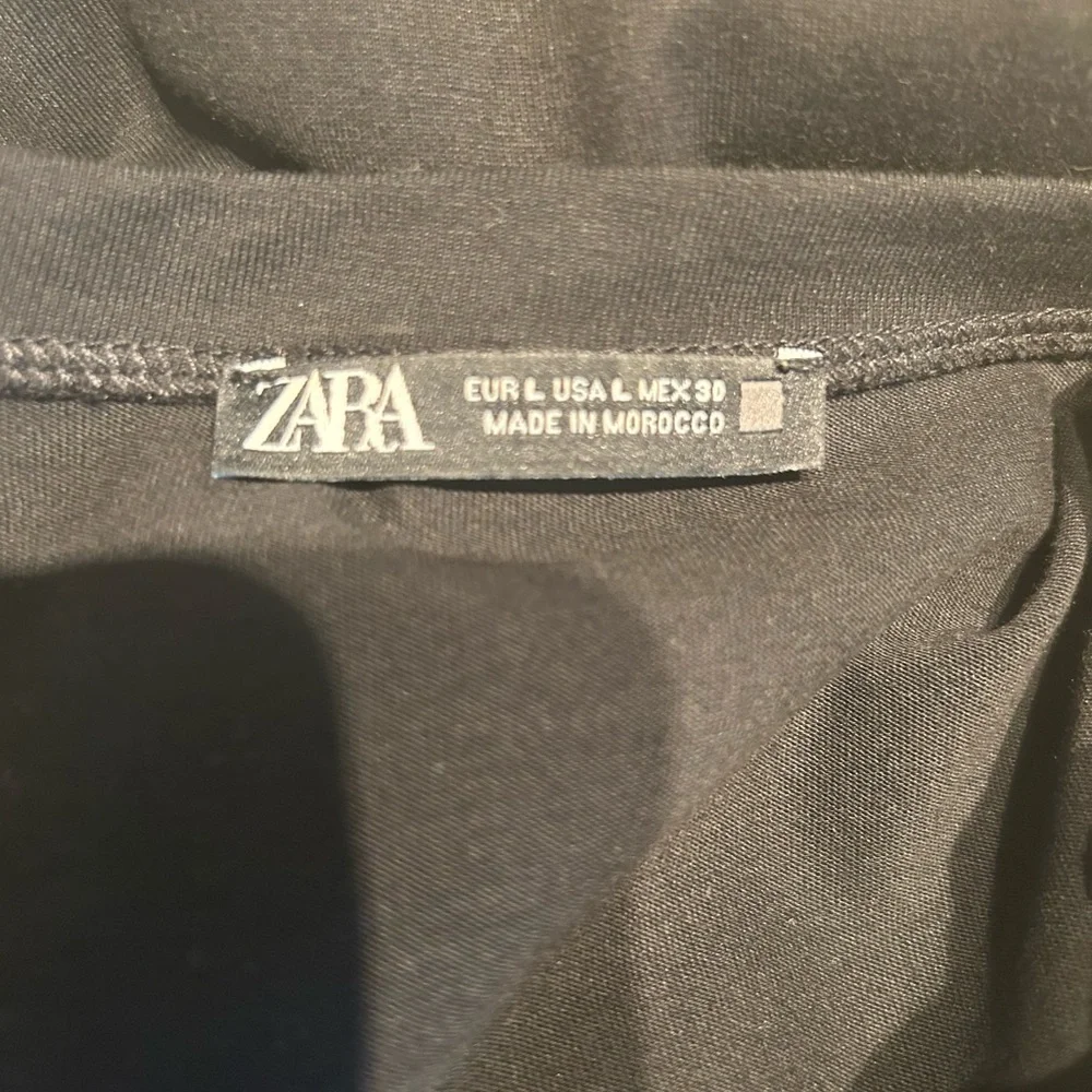 Zara | Tops | Zara Black Long Sleeve Top Pleating Detail On Front ...